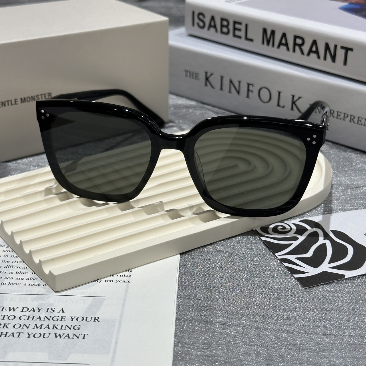 Gentle Monster PALETTE 01 墨鏡-zingala商店