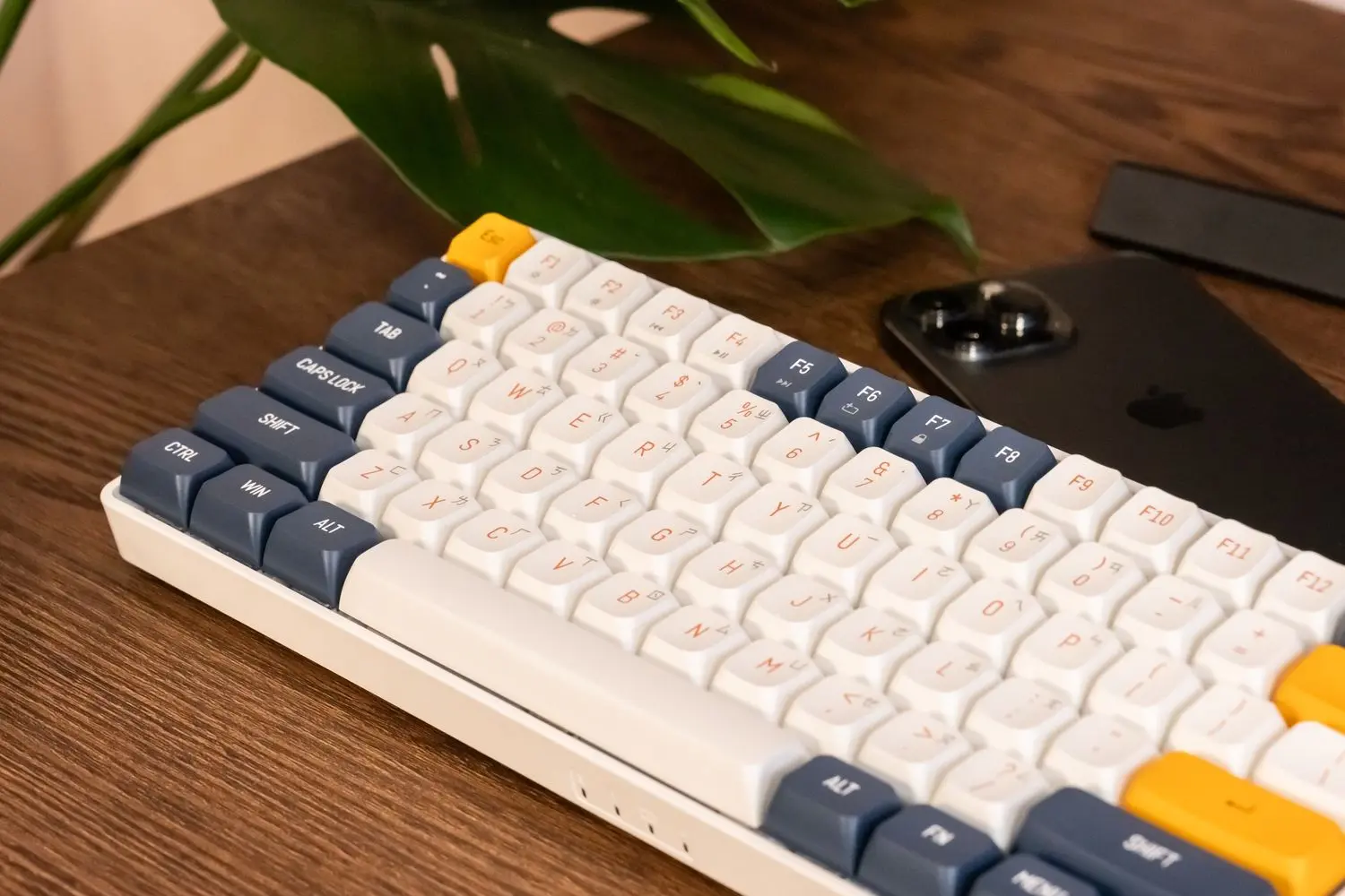 darkFlash GD100 雙模機械式鍵盤（星空藍）/有線-2.4g/黃軸/中文/熱插拔/Pbt/三色/無光-zingala商店