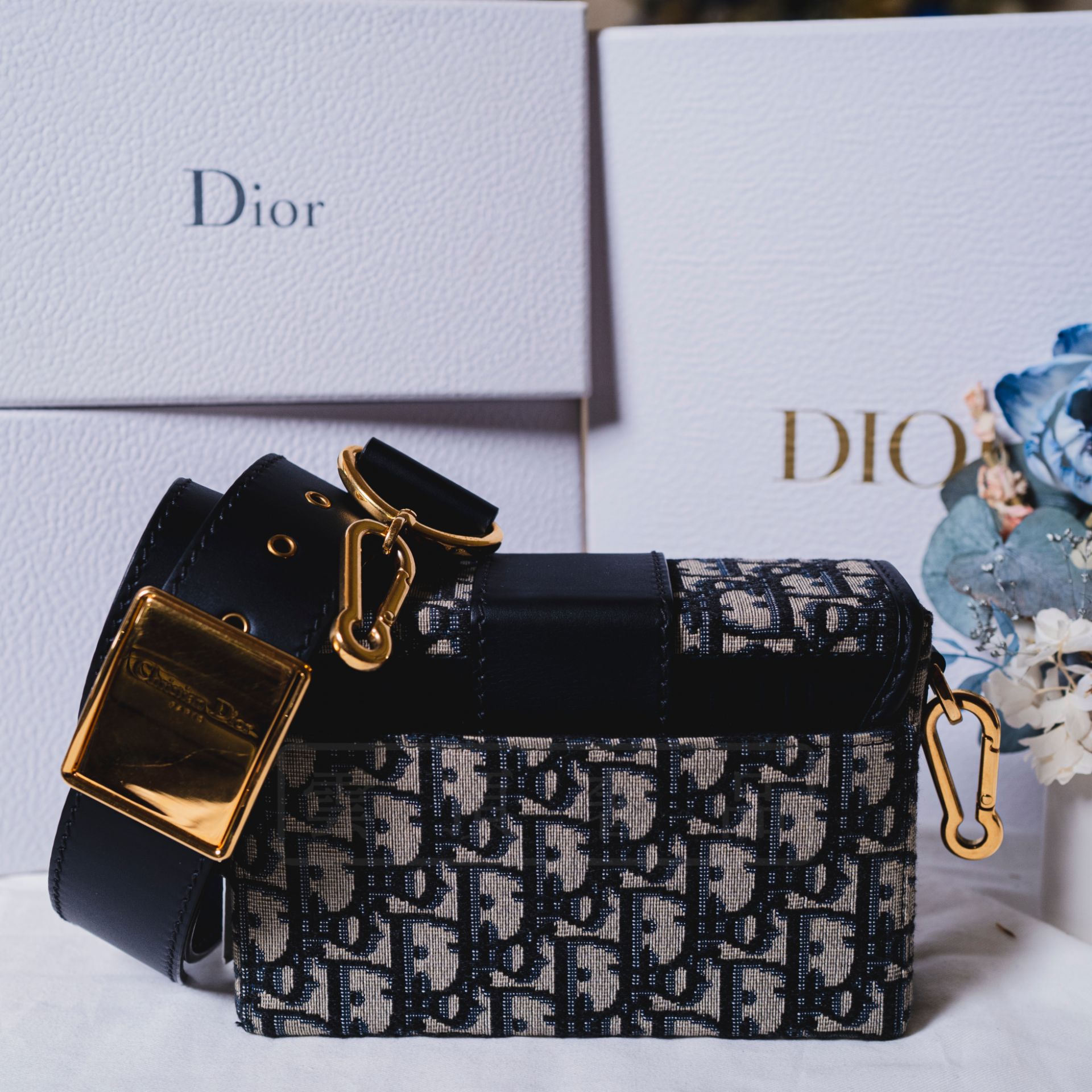 《Dior 30 Montaigne Box Mini》-zingala商店
