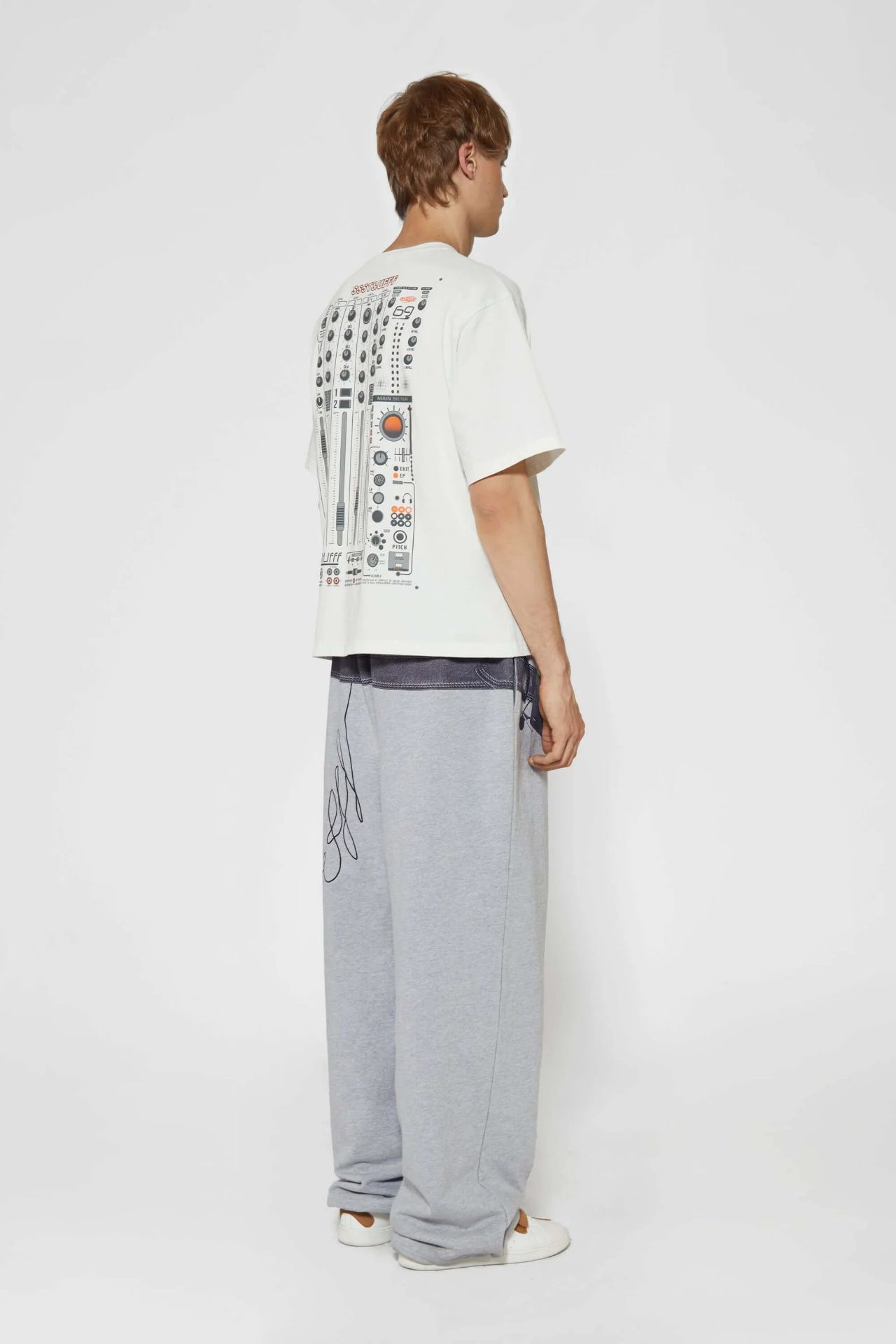 【Focus Store】現貨秒發 SSSTUFFF Puff Print DJ Table Tee "White" 白色 DJ控制器 短袖 ...